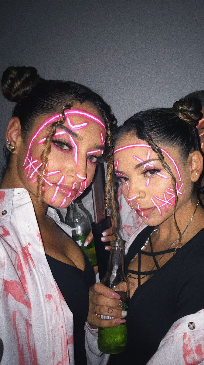 9 Quick & Easy Last Minute Halloween Costumes To DIY in No Time - Chic ...