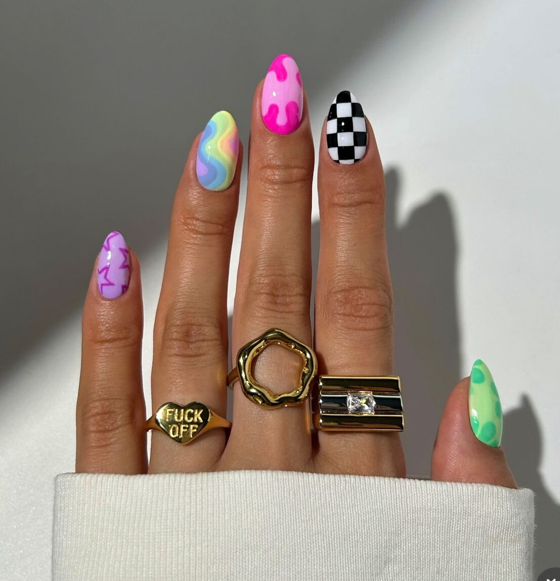 14 Sizzling Hot Nail Designs For The Ultimate Summer Look - Chic Insights